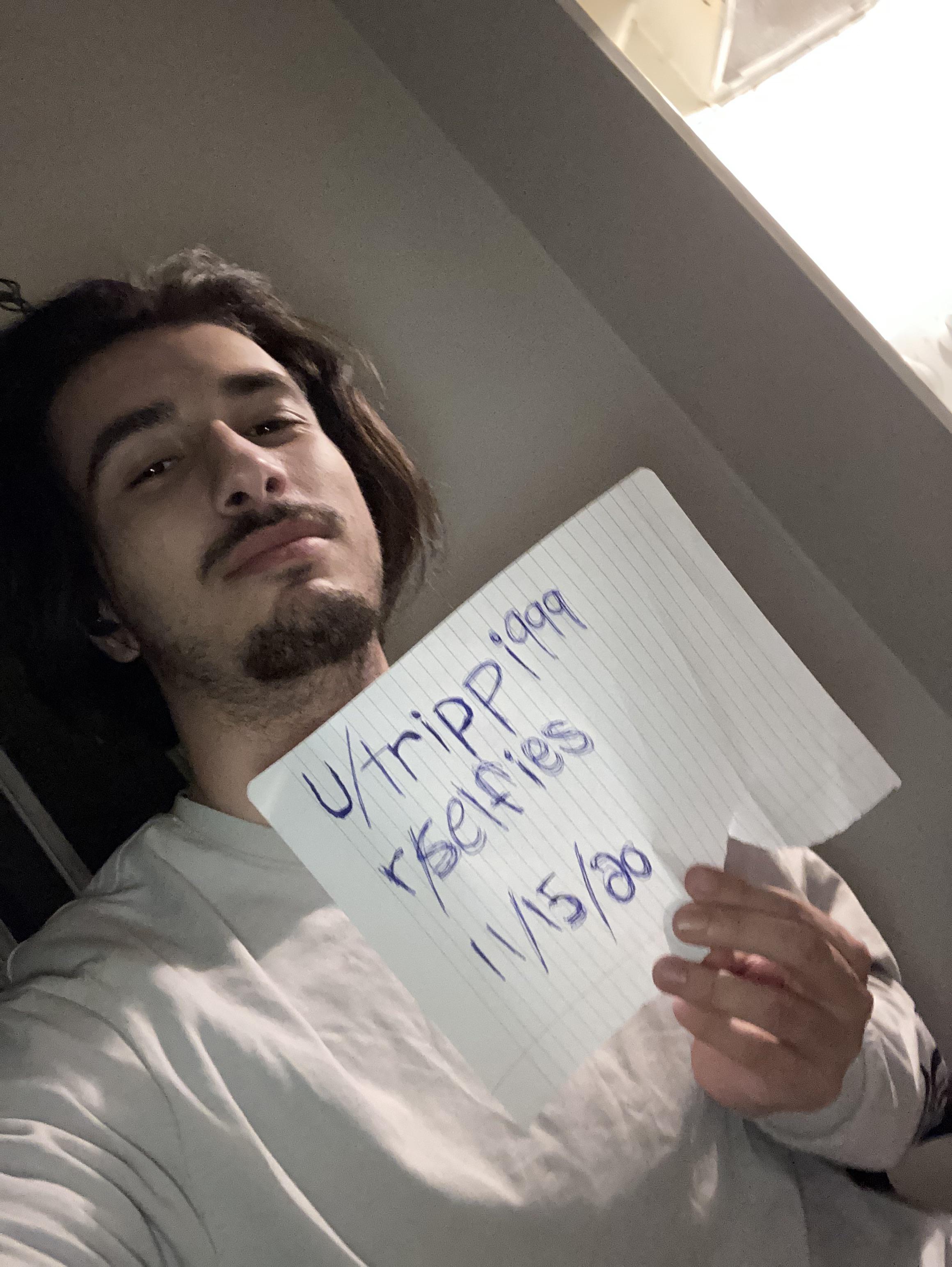 Hey everybody! | Scrolller