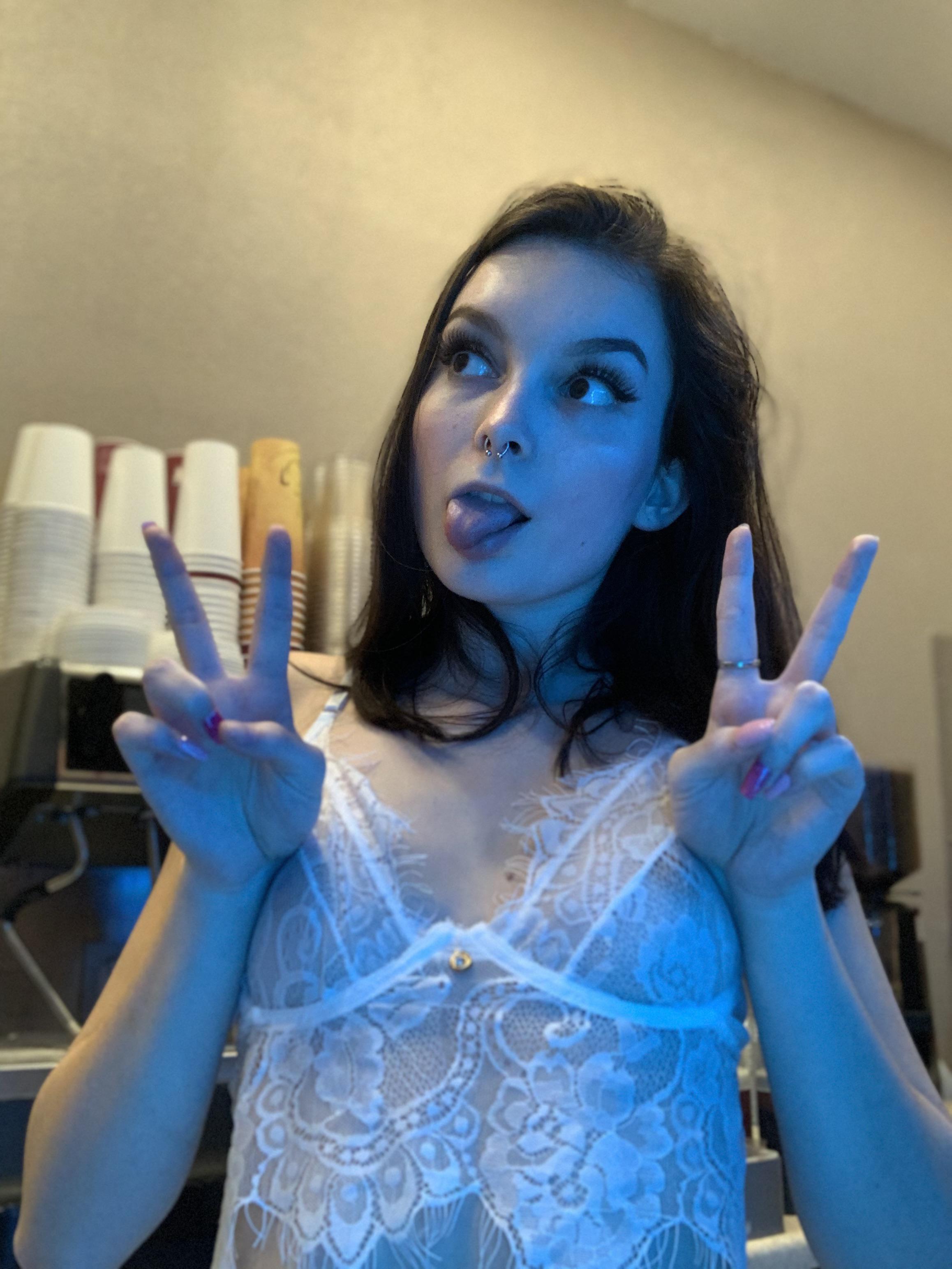 Hey there! I’m rebranding and moving to this Reddit account :) | Scrolller