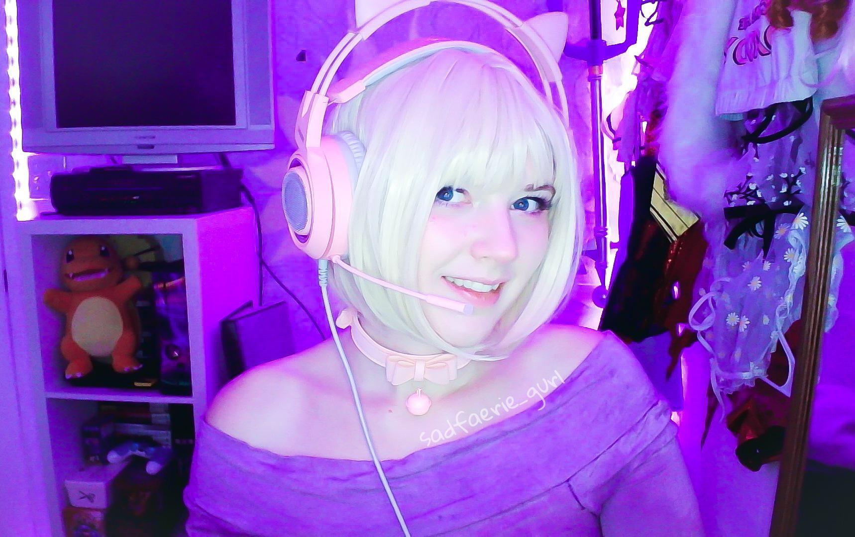 Heyy I'm going to stream some DDO on my Twitch here in a bit! Come hang?🥰 Link in comments ...