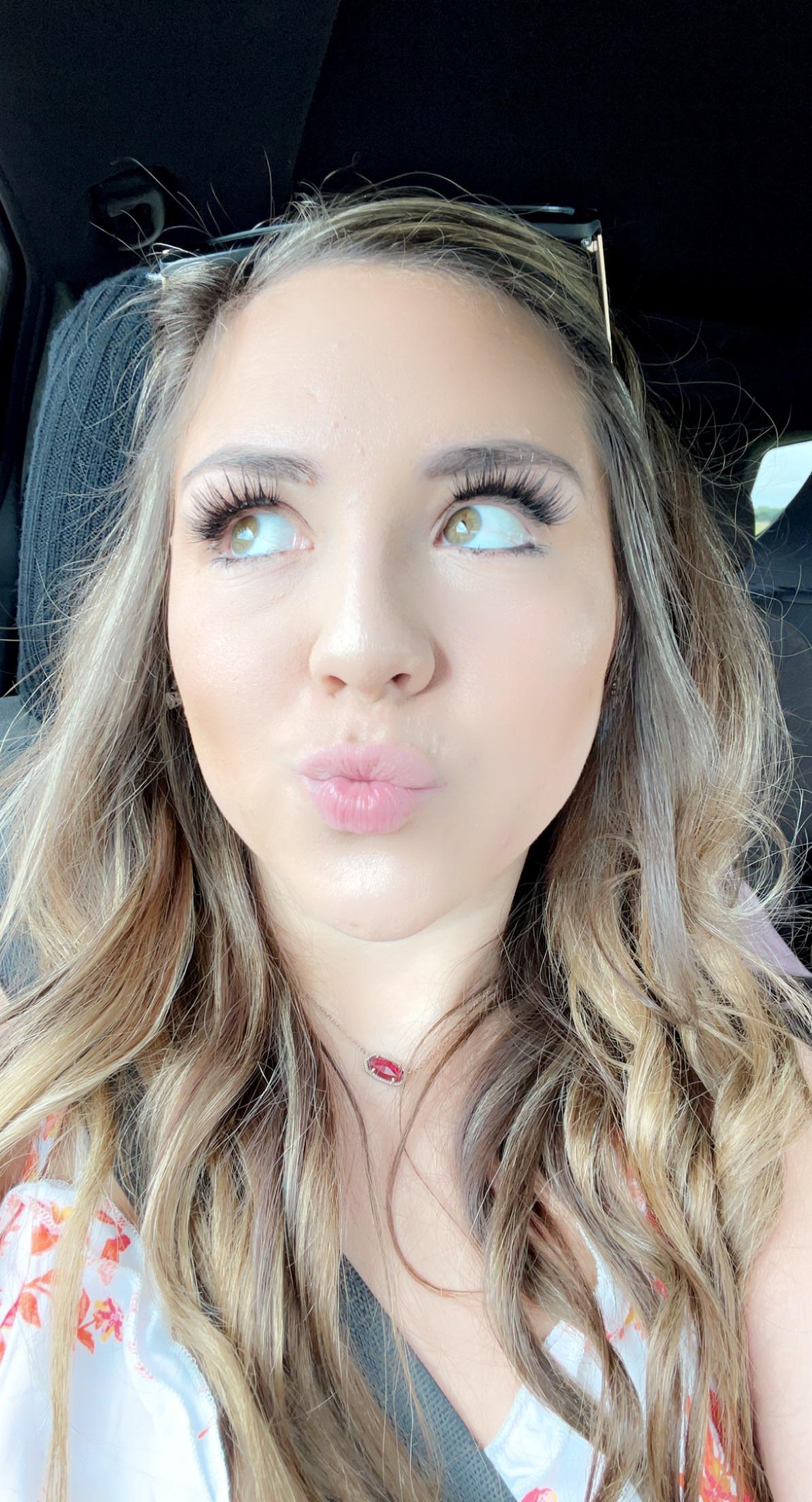 hi babes dm let’s chat 💖 | Scrolller