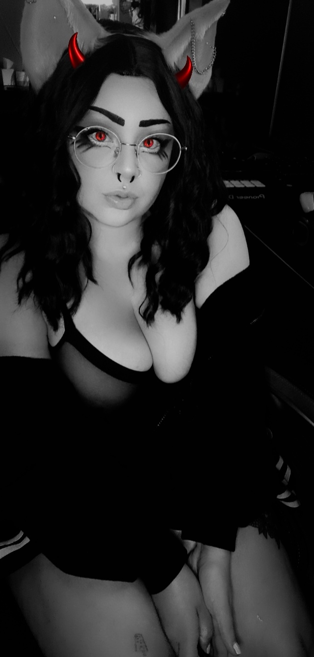 Hi bb's, happy friday! | Scrolller