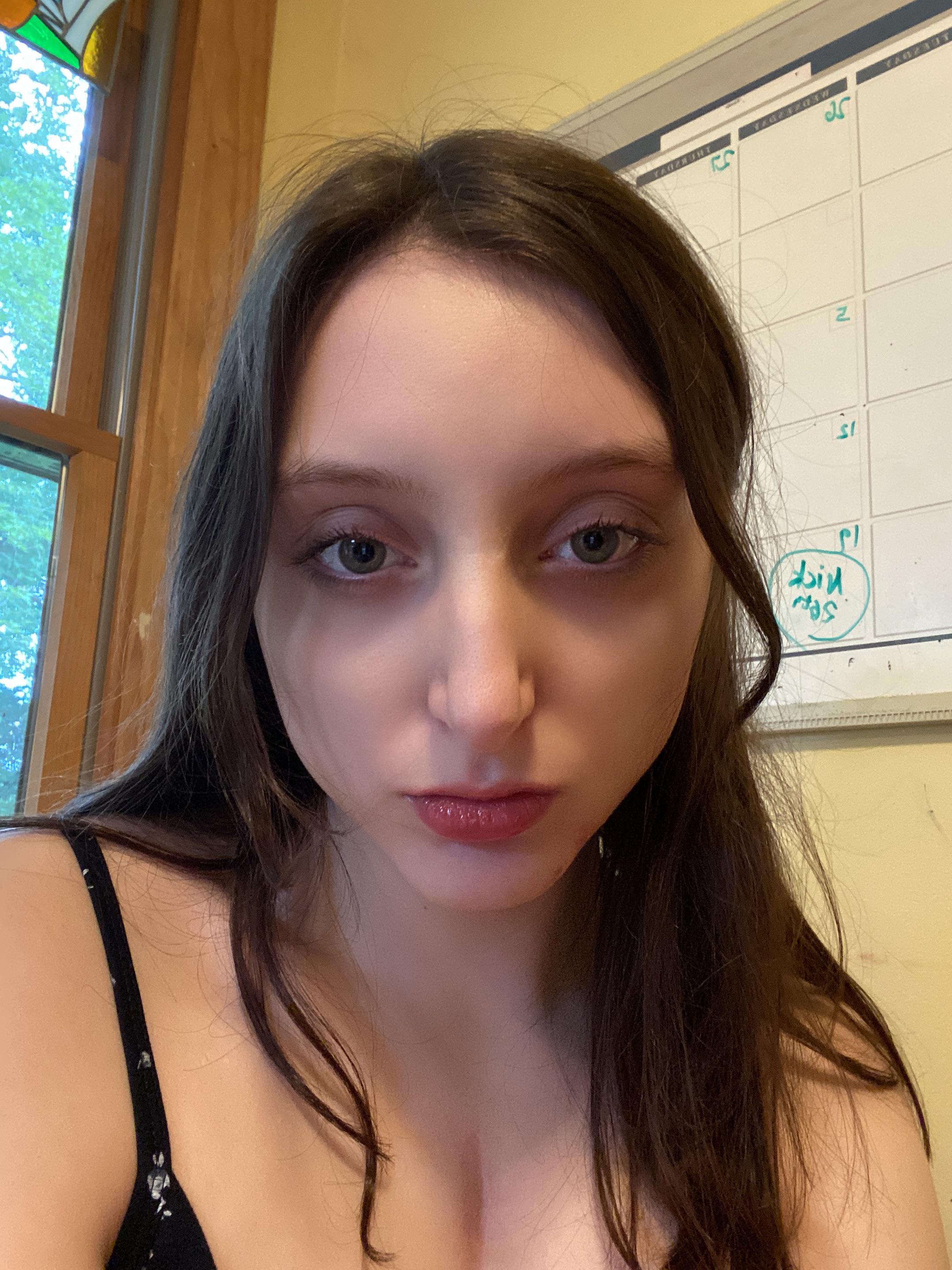 hi its me [F21] | Scrolller