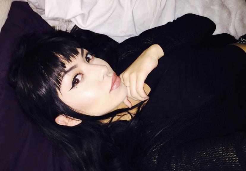 Hi [over 18] | Scrolller