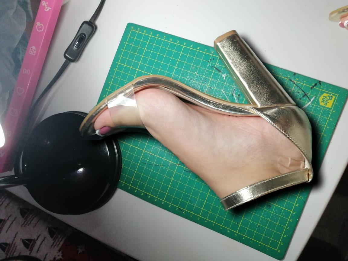 high heels | Scrolller