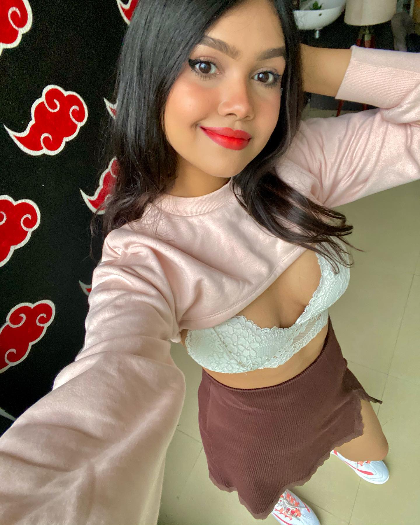 Hii Guys .... | Scrolller