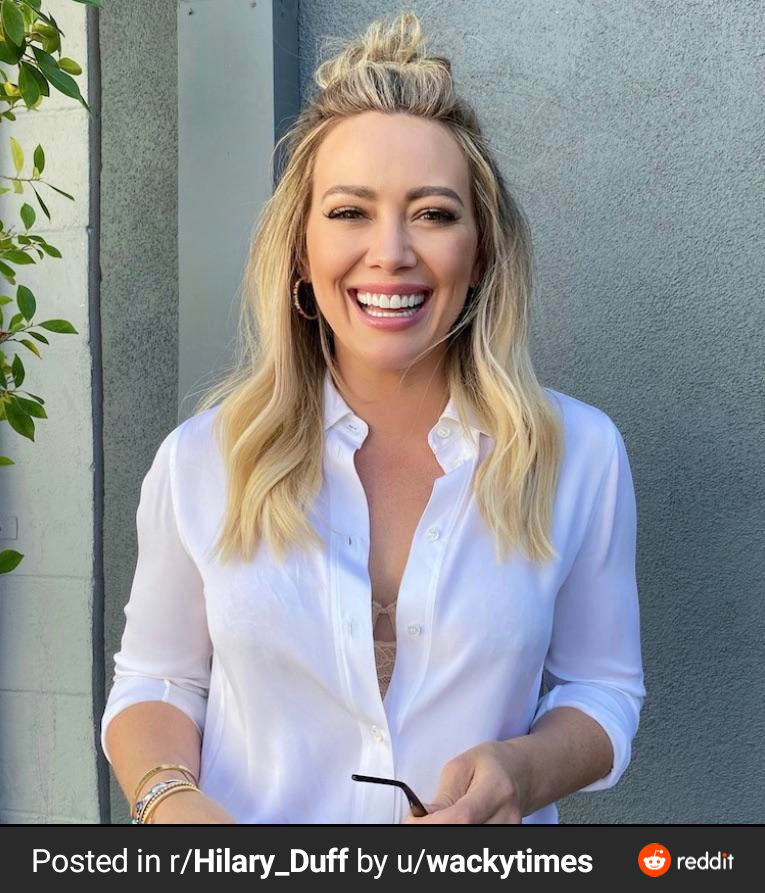 Hillary Duff has such a beautiful smile I would love to fuck her face hard | Scrolller