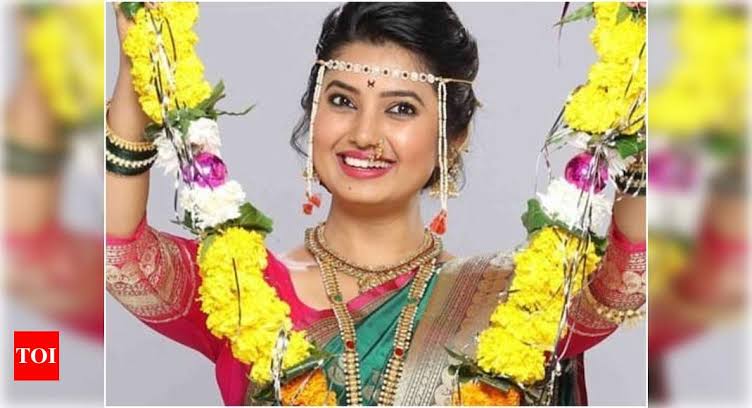 Hindu women when Muslim man tells her that he has 8 inch black dick. | Scrolller