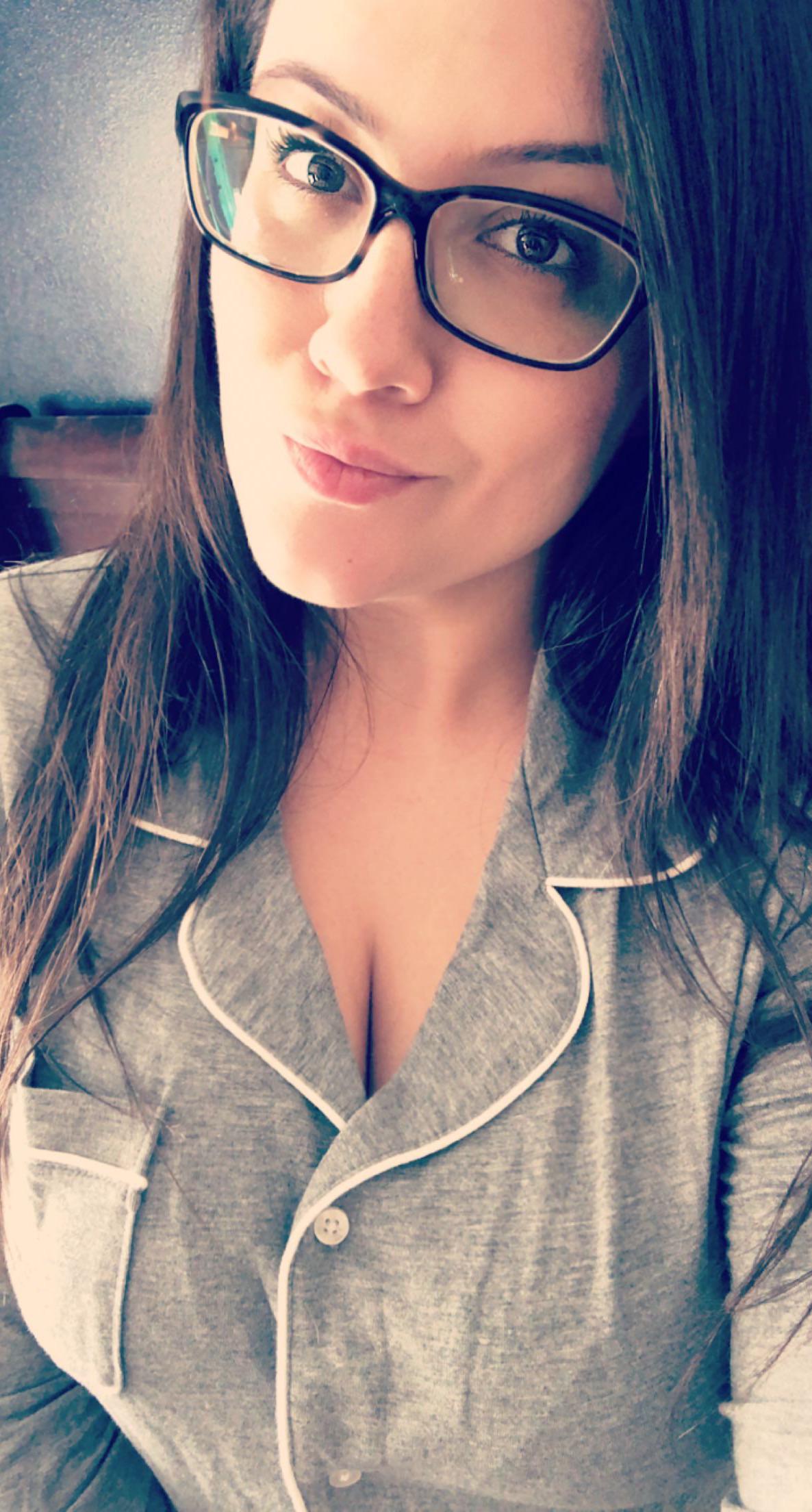 Hit a giant pothole and bit my lip :( 35 | Scrolller