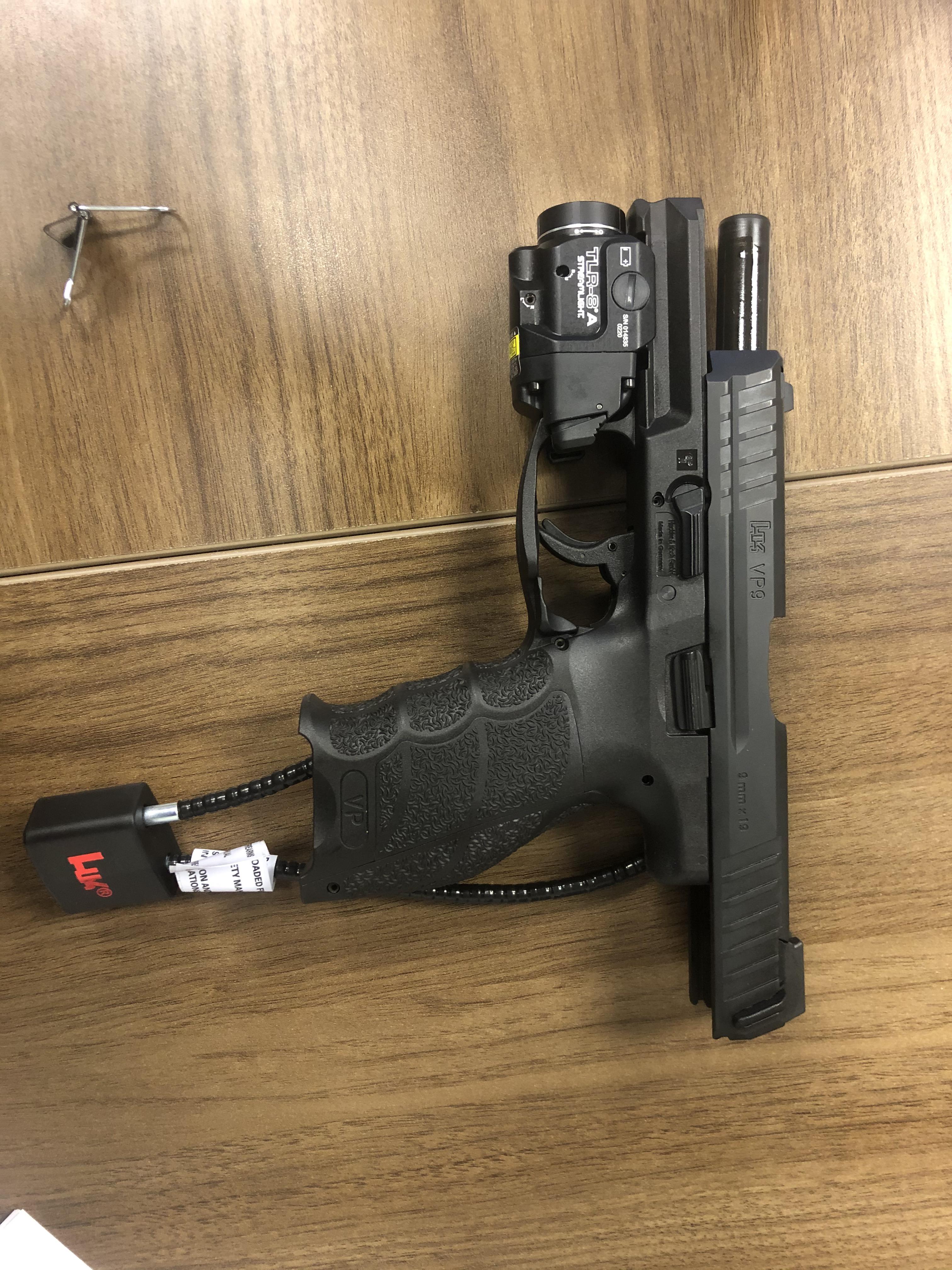HK VP9 with Stream Light TR8 | Scrolller