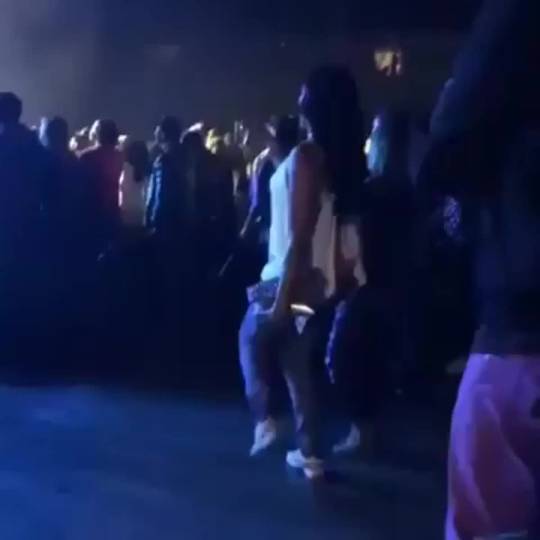 HMC while I dance my ass off | Scrolller