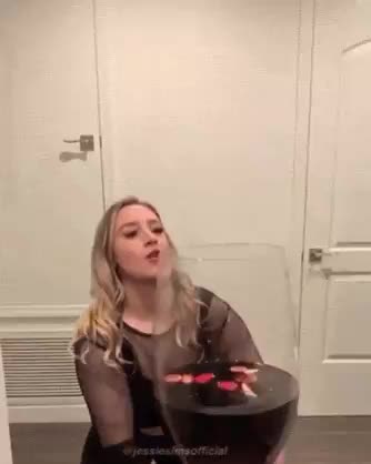 HMC while I drink a barrel of wine | Scrolller