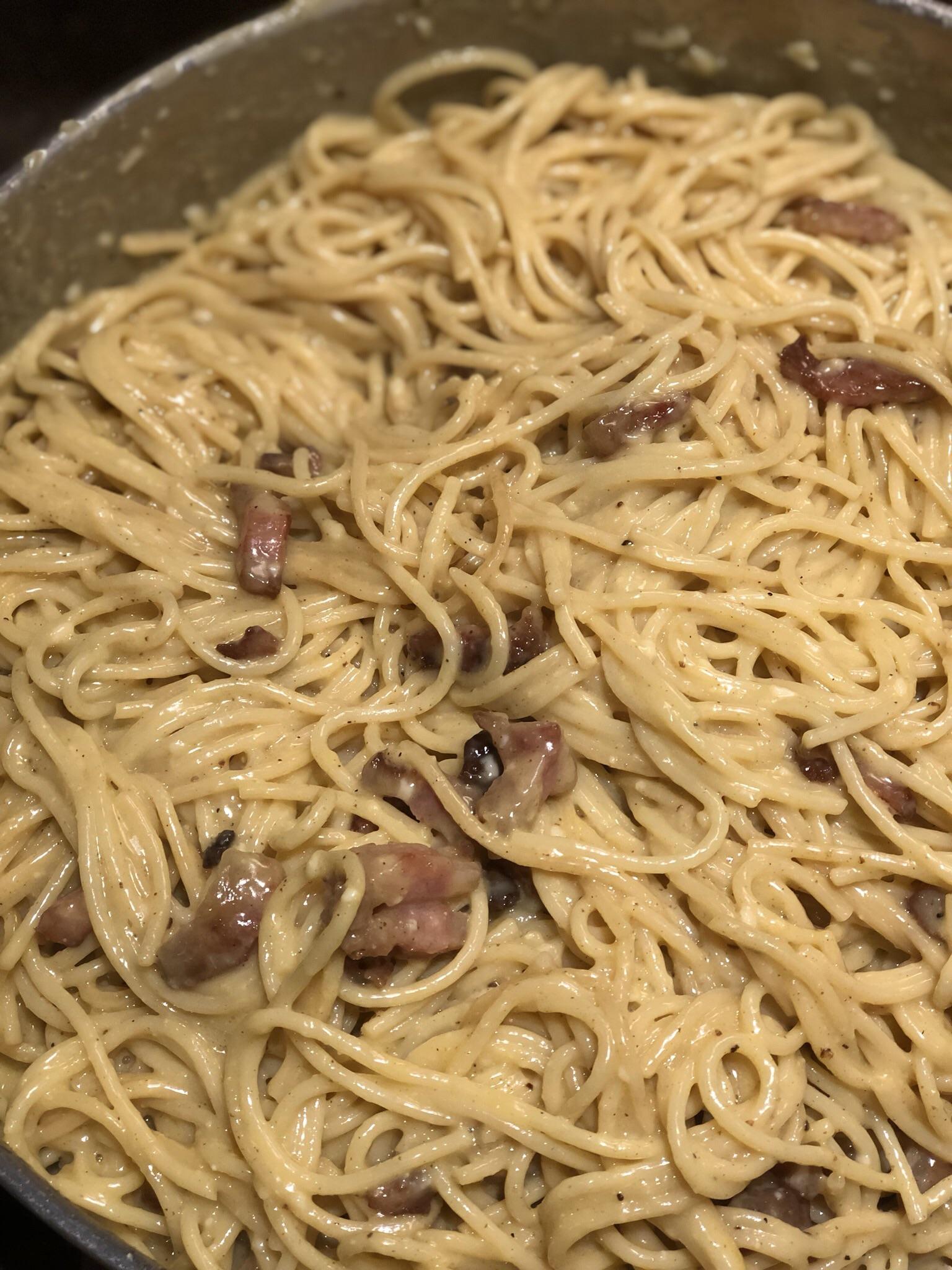 Ho fatto spaghetti alla carbonara | Scrolller
