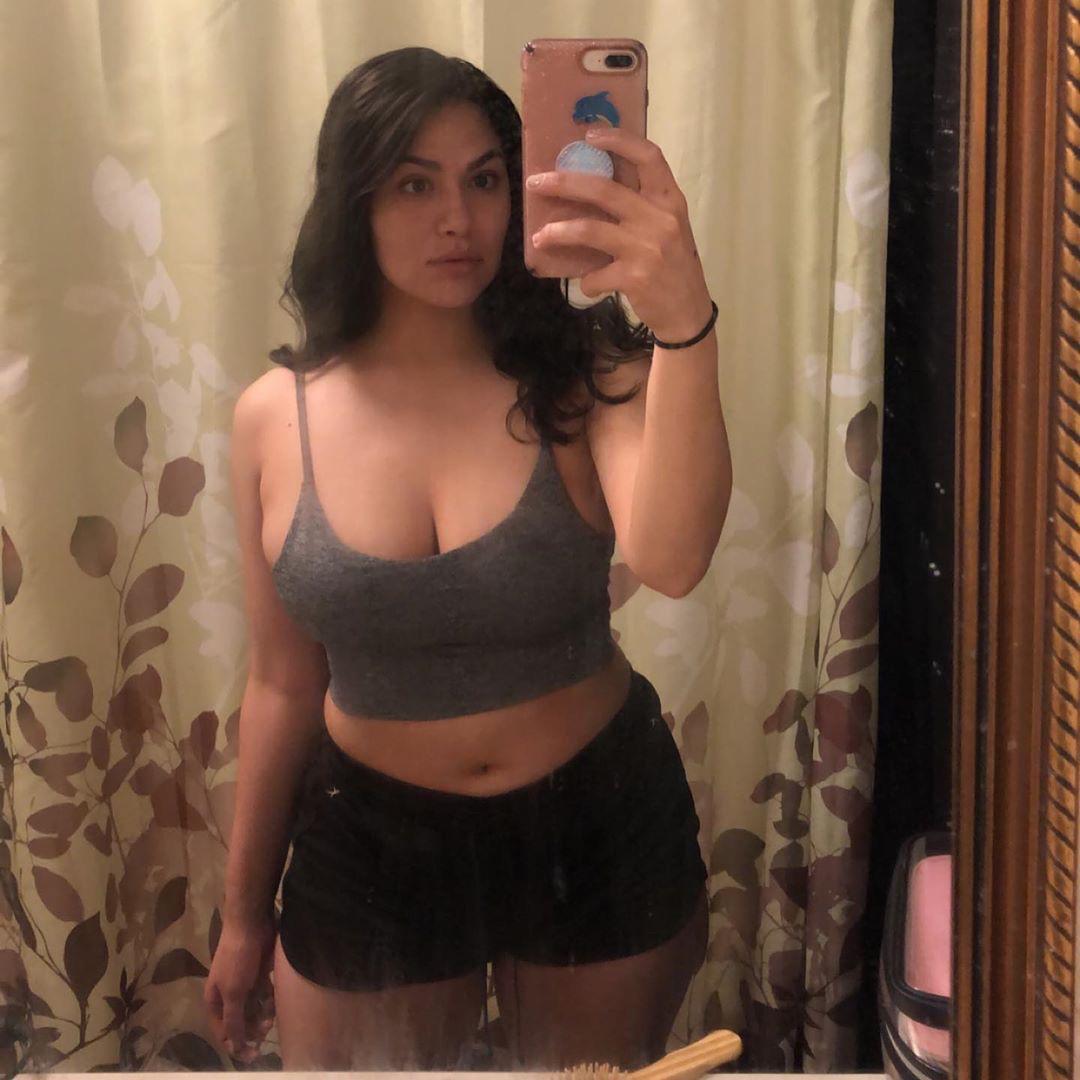 Holiday fluff⛄️ | Scrolller