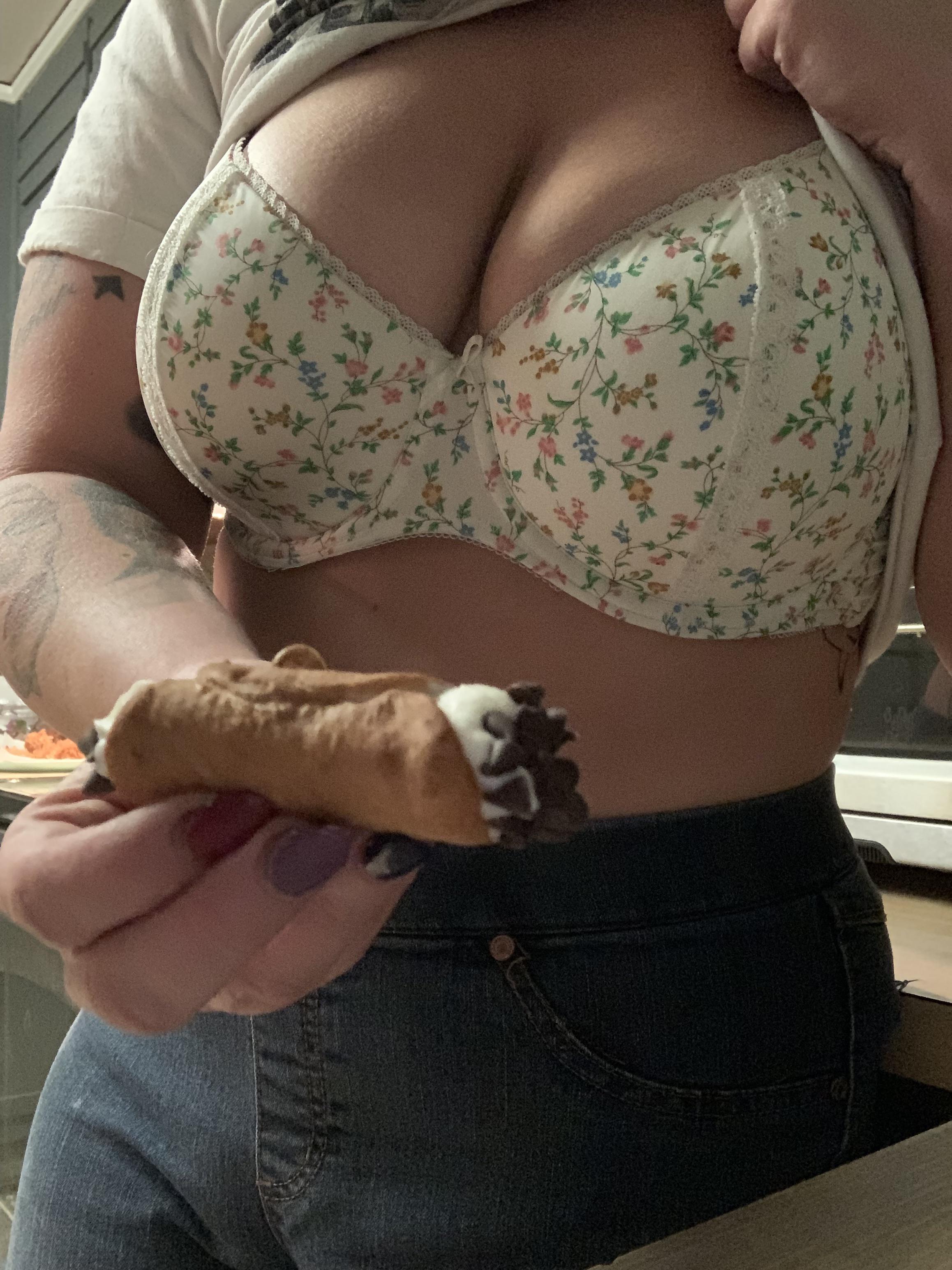 Holy cannoli! [f] | Scrolller