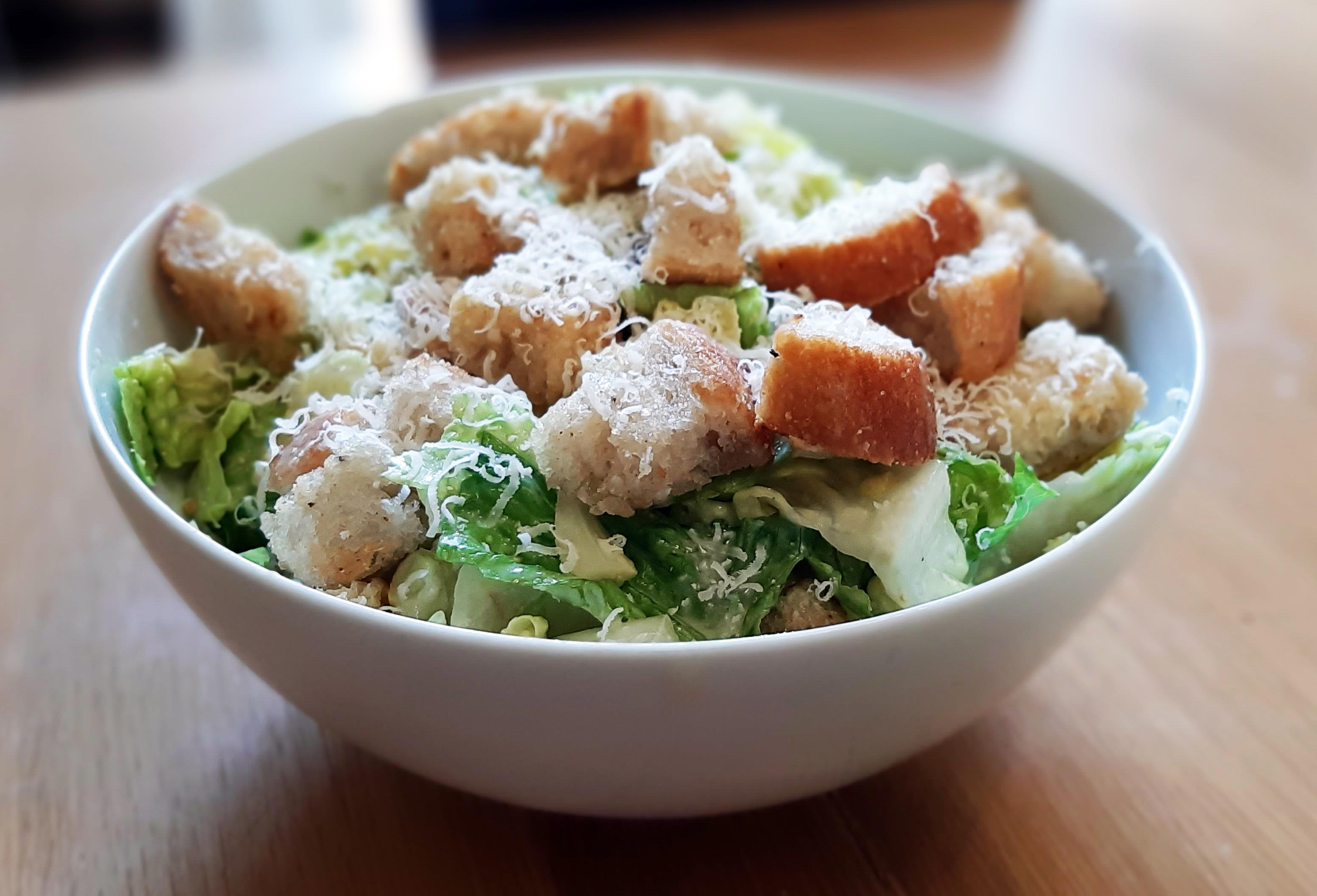 Homemade Caesar Salad | Scrolller