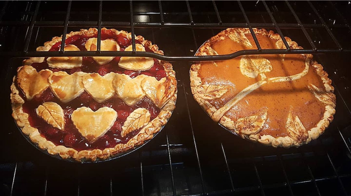 Homemade Cherry and Pumpkin Pies | Scrolller