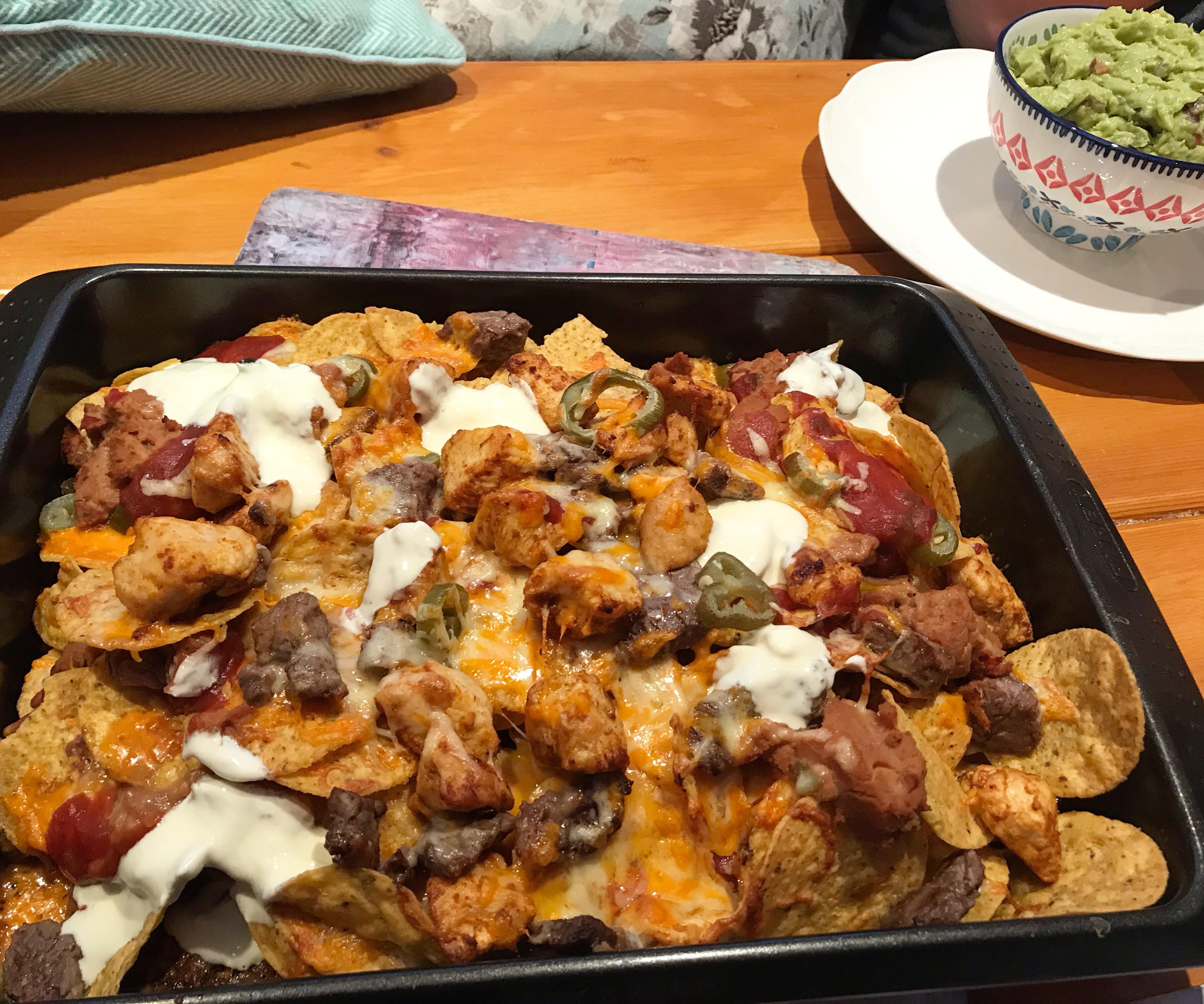 [Homemade] Chicken and steak loaded nachos with guacamole | Scrolller