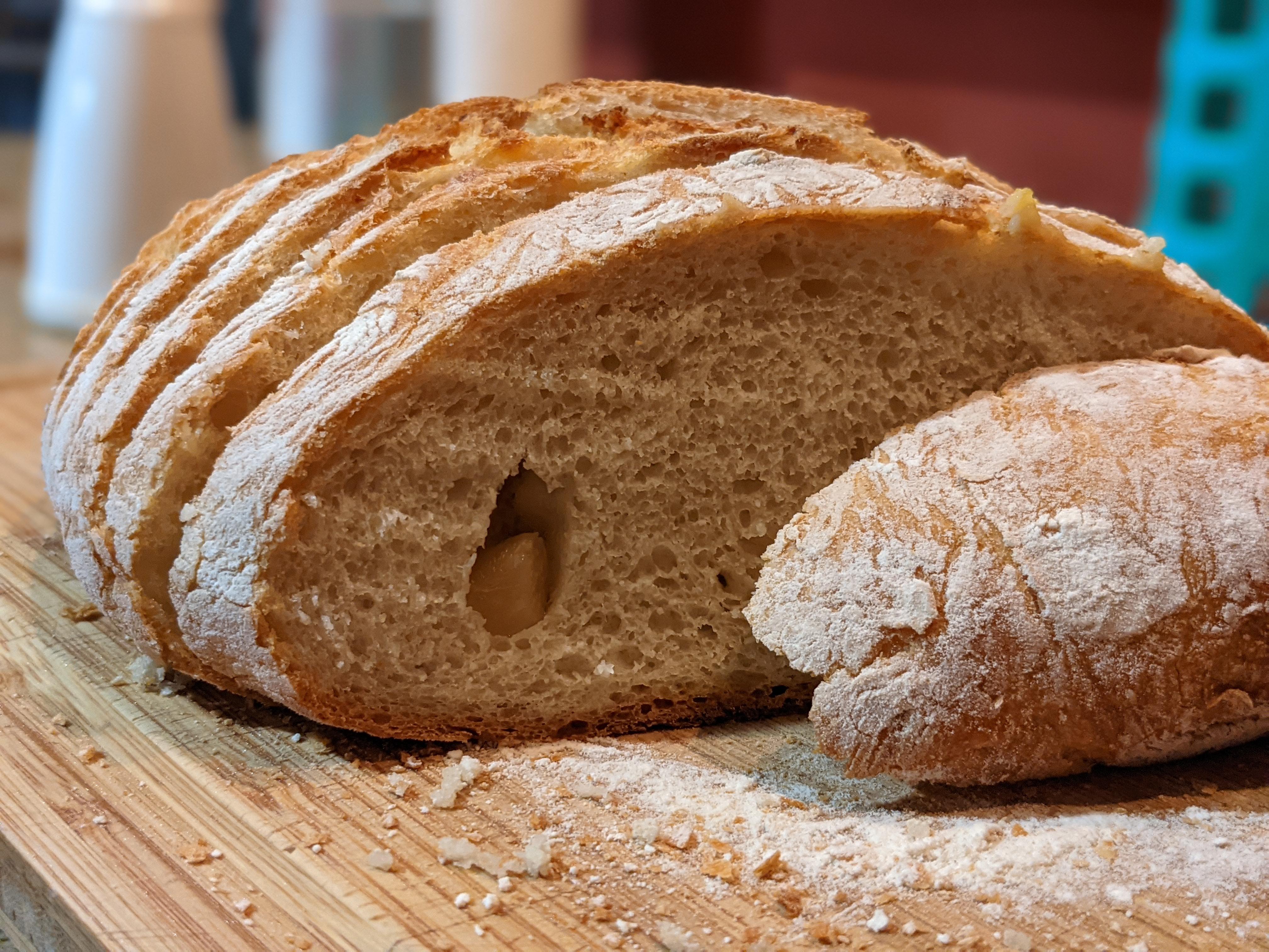 Homemade French bread with garlic [OC] | Scrolller