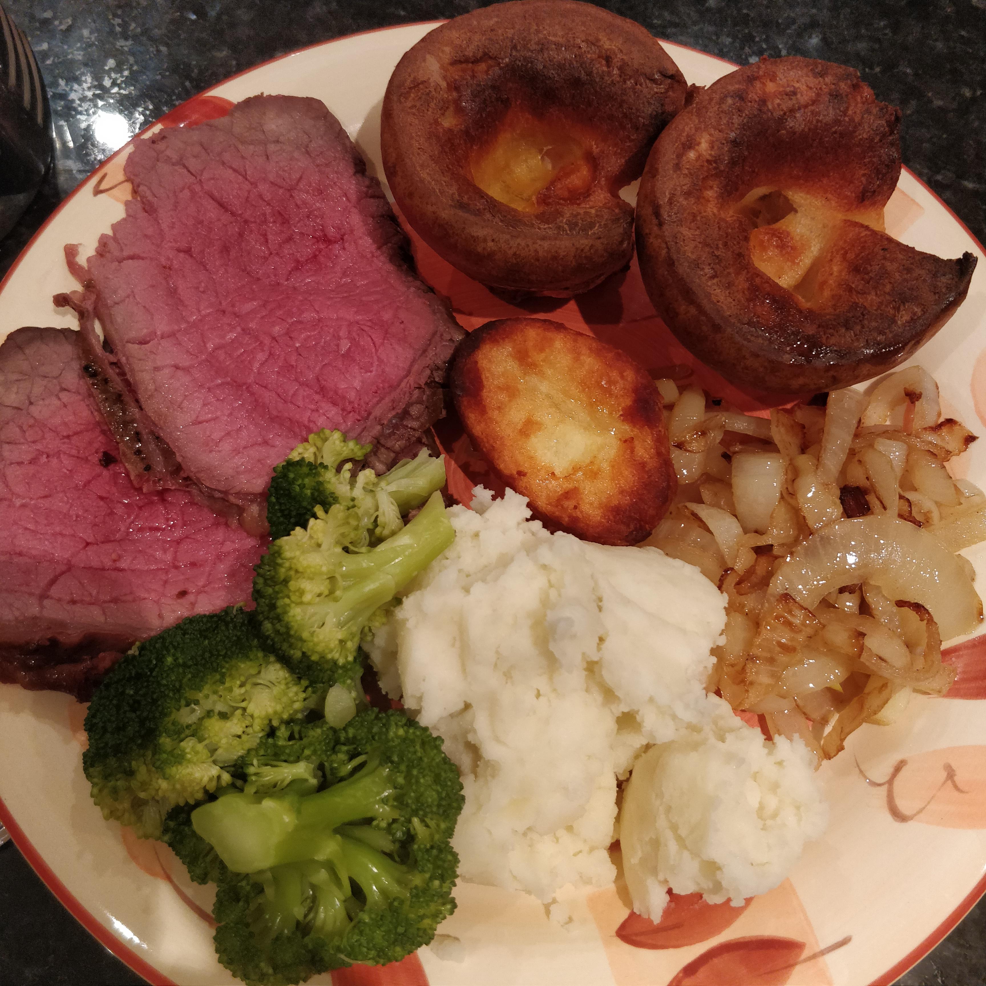 [Homemade] Roast Beef Dinner | Scrolller