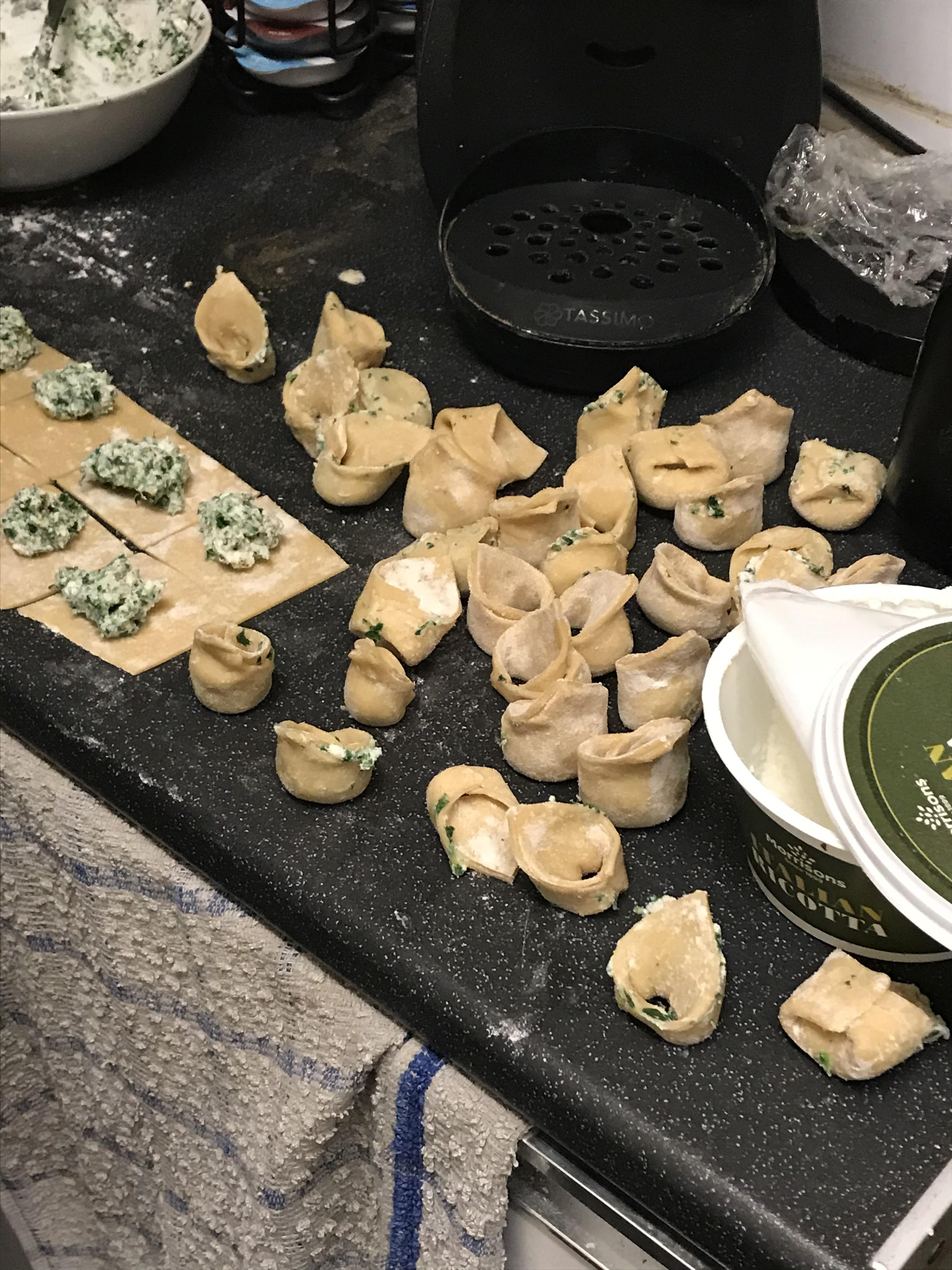 Homemade spinach and ricotta pasta | Scrolller