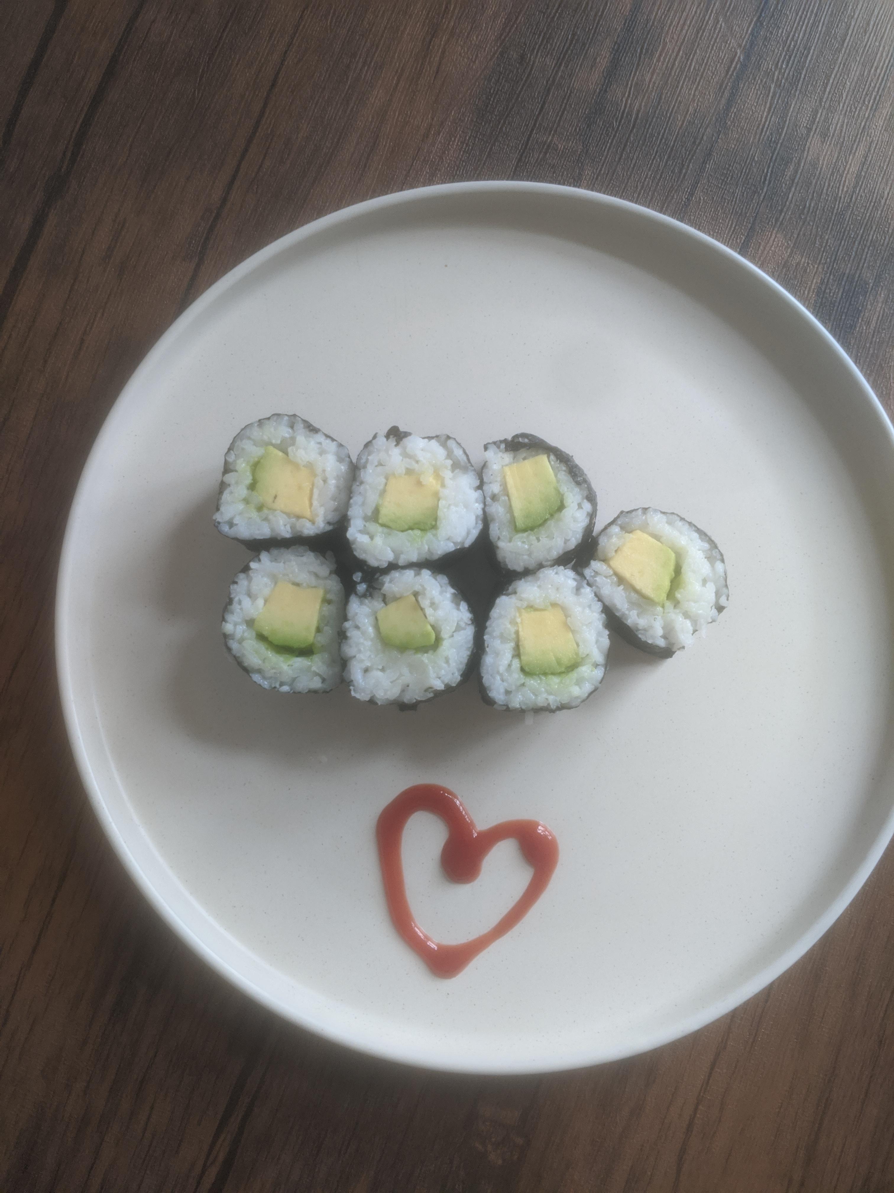 Hosomaki take 2 ... Ran outta soy... :( | Scrolller