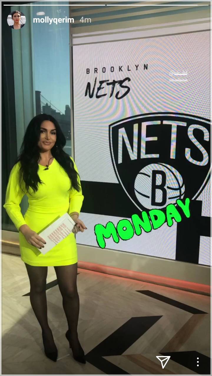 Hot And Sexy Molly In Neon Green Dress | Scrolller