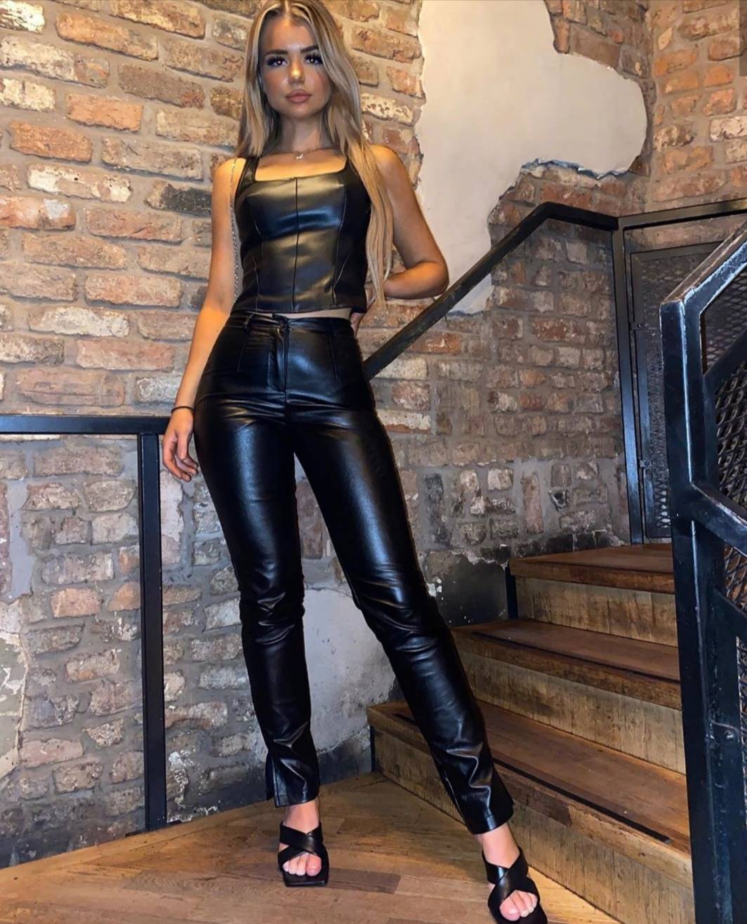 Hot blonde chav in shiny outfit | Scrolller