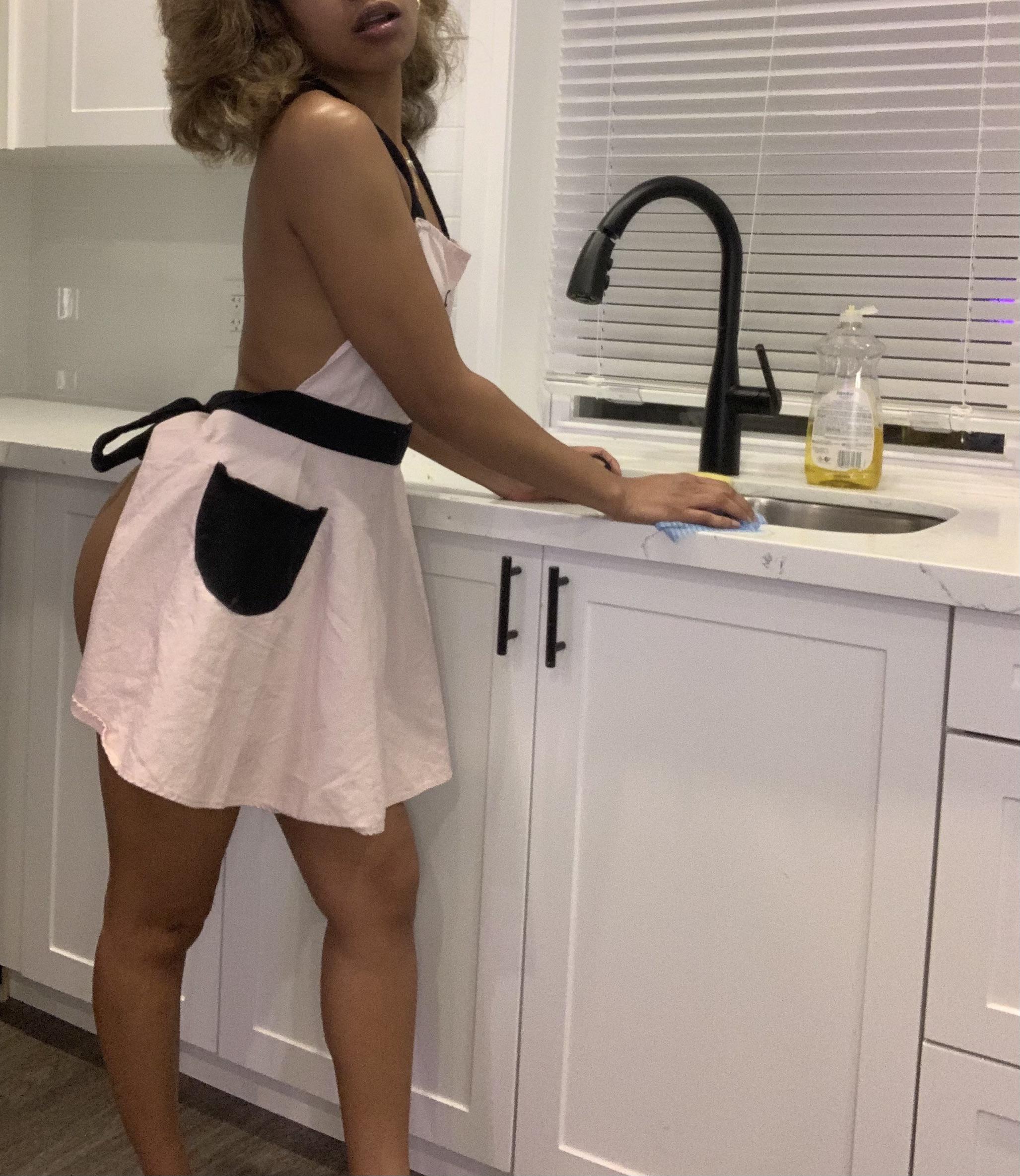 Hot kitchen 😏 | Scrolller