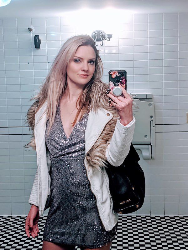 Hotel Bathroom [29f][oc] | Scrolller