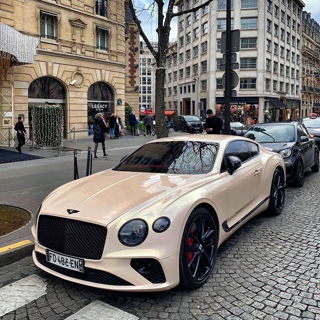 How About Bentley 🧊🧊🧊 Scrolller