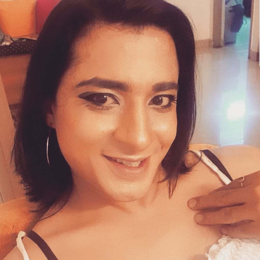 How do I look? | Scrolller