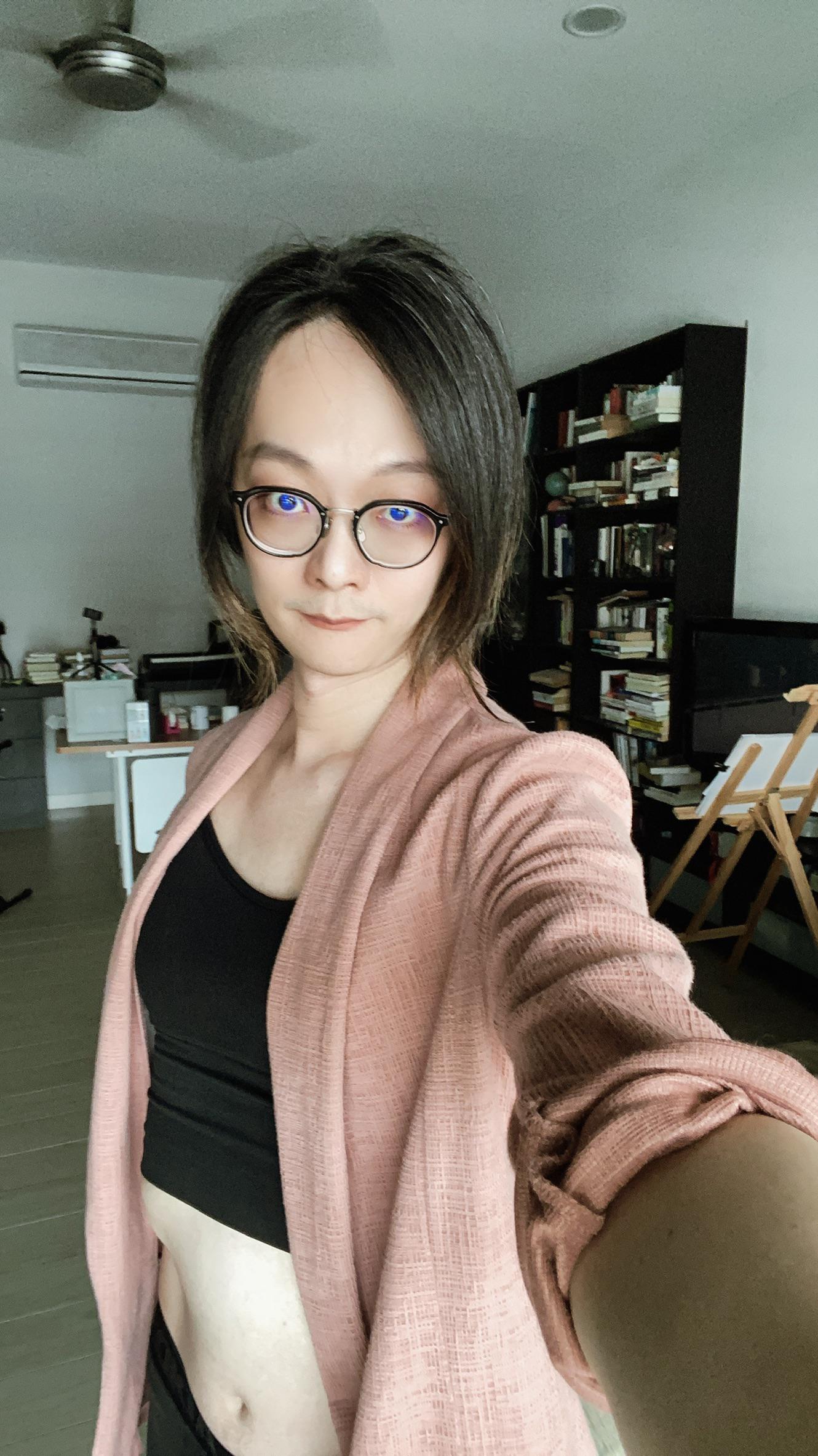 how is my office attire | Scrolller