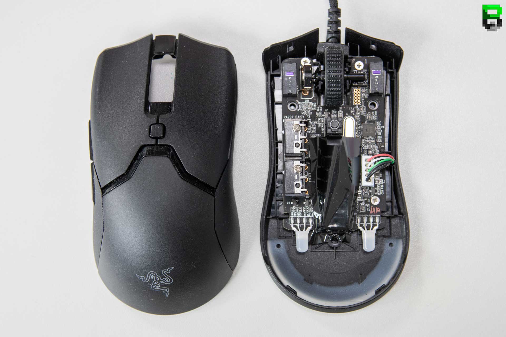 How The Razer Viper Mini Looks Inside. | Scrolller