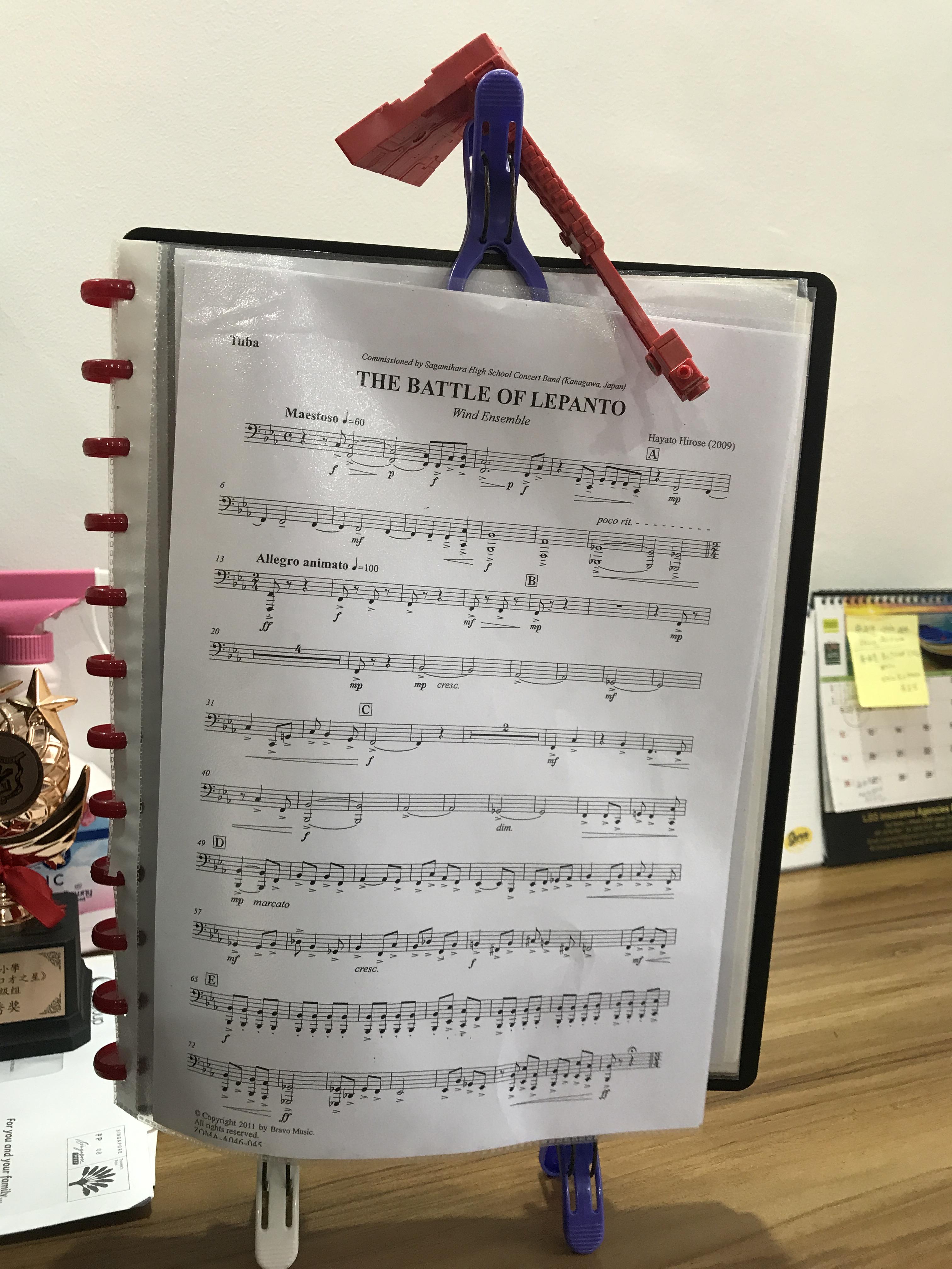 how to make a cursed music stand | Scrolller