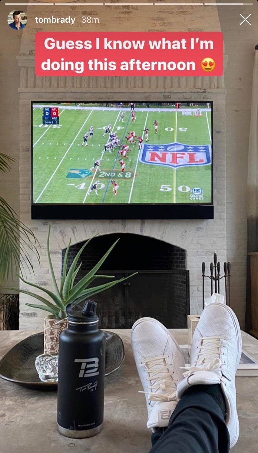 How Tom Brady is spending his afternoon! | Scrolller