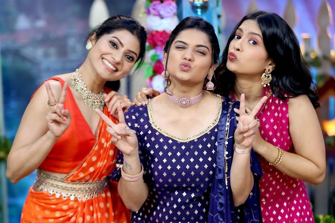 Hruta 😍💦 koni karnar ka yancha barobar foursome 😍😍💦💦💦💦🤤🤤 | Scrolller