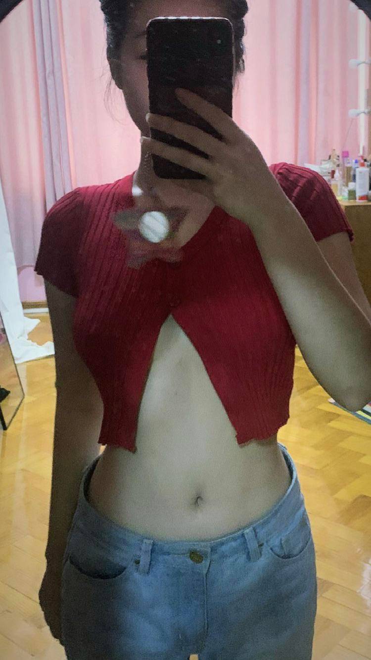 htut myat shwe yee | Scrolller