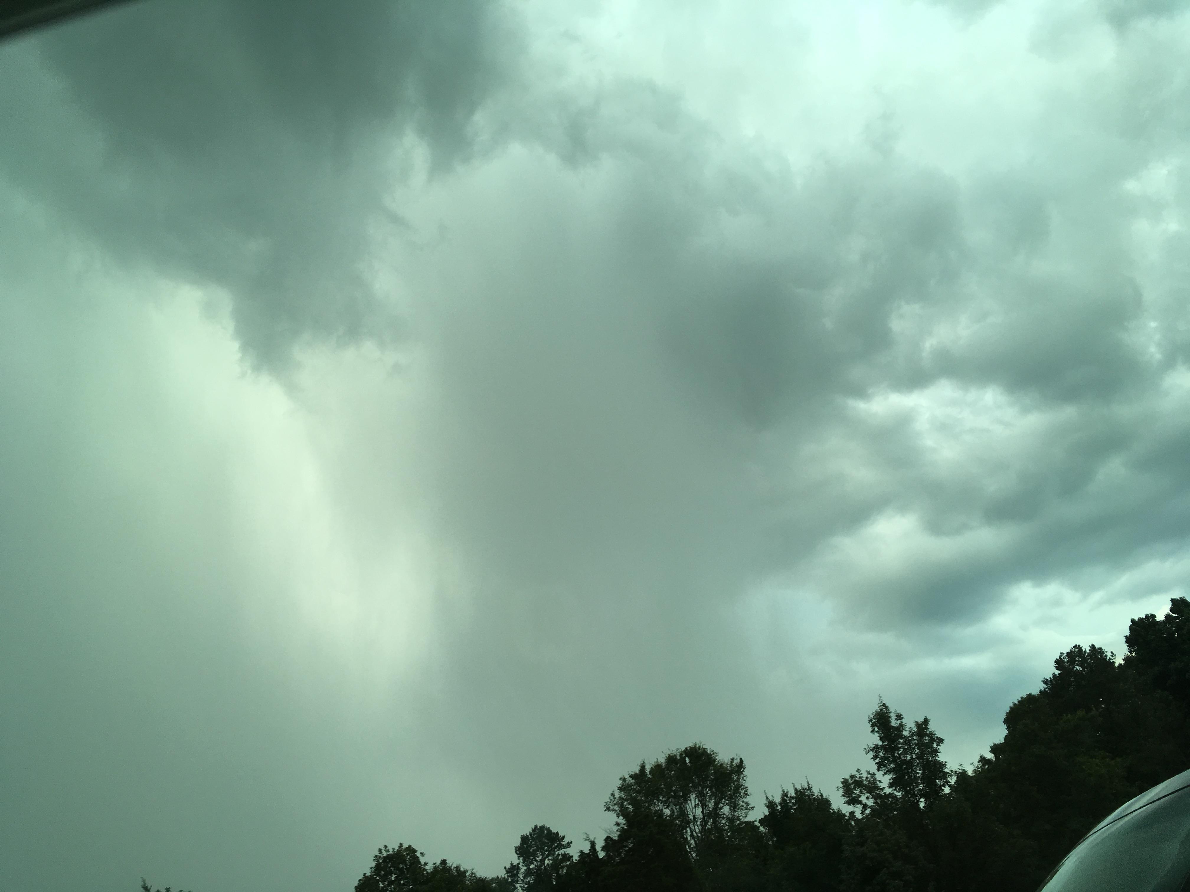Huge cloud pillar over North Carolina | Scrolller