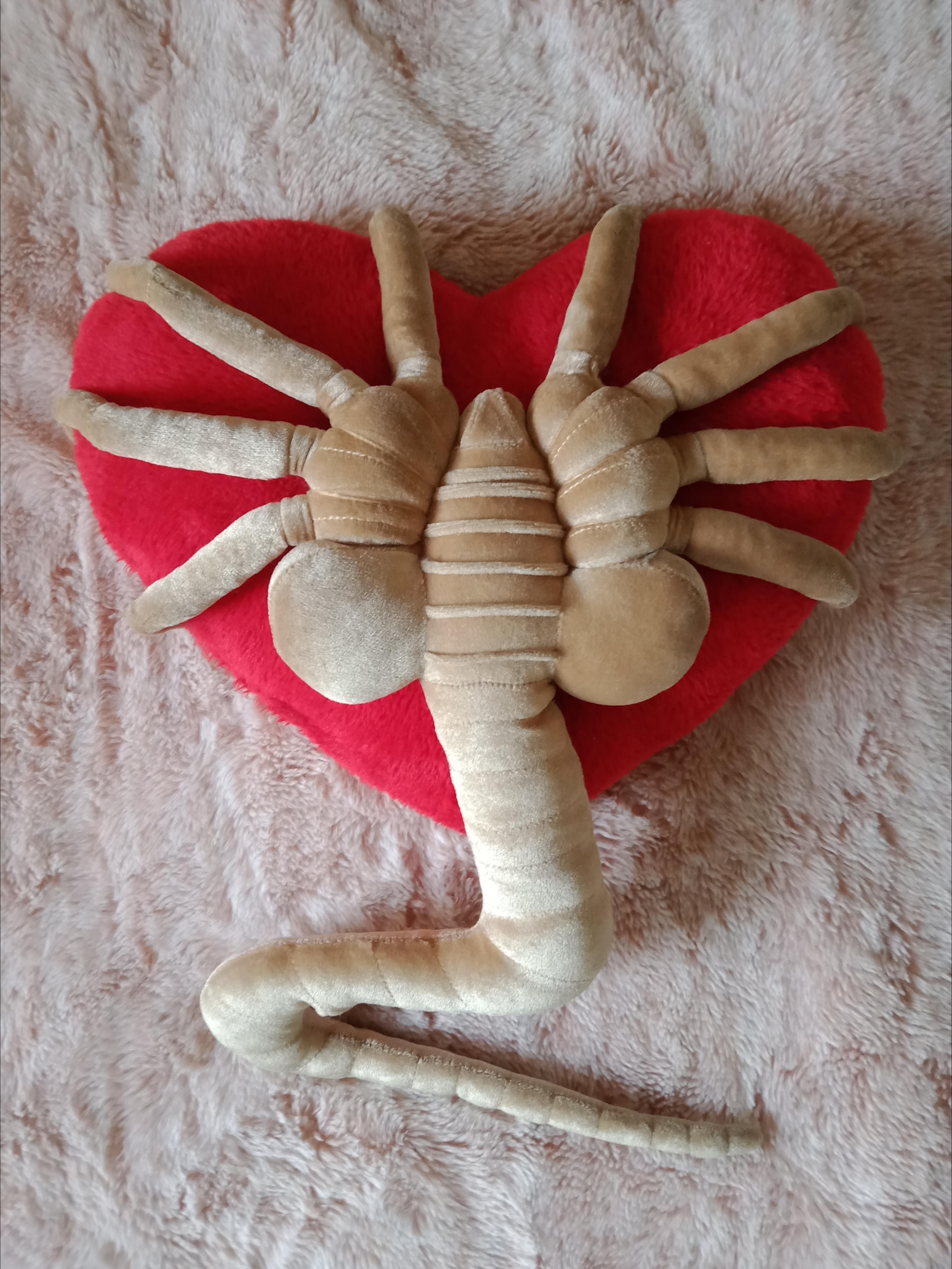 Hugs 😊 | Scrolller