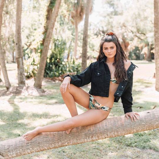 Hunter Deno | Scrolller