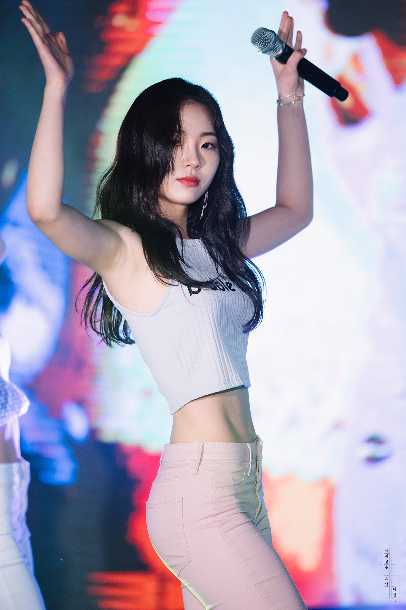 Hyeseong | Scrolller