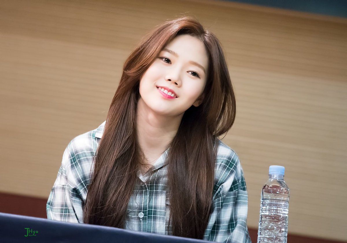 Hyojung | Scrolller