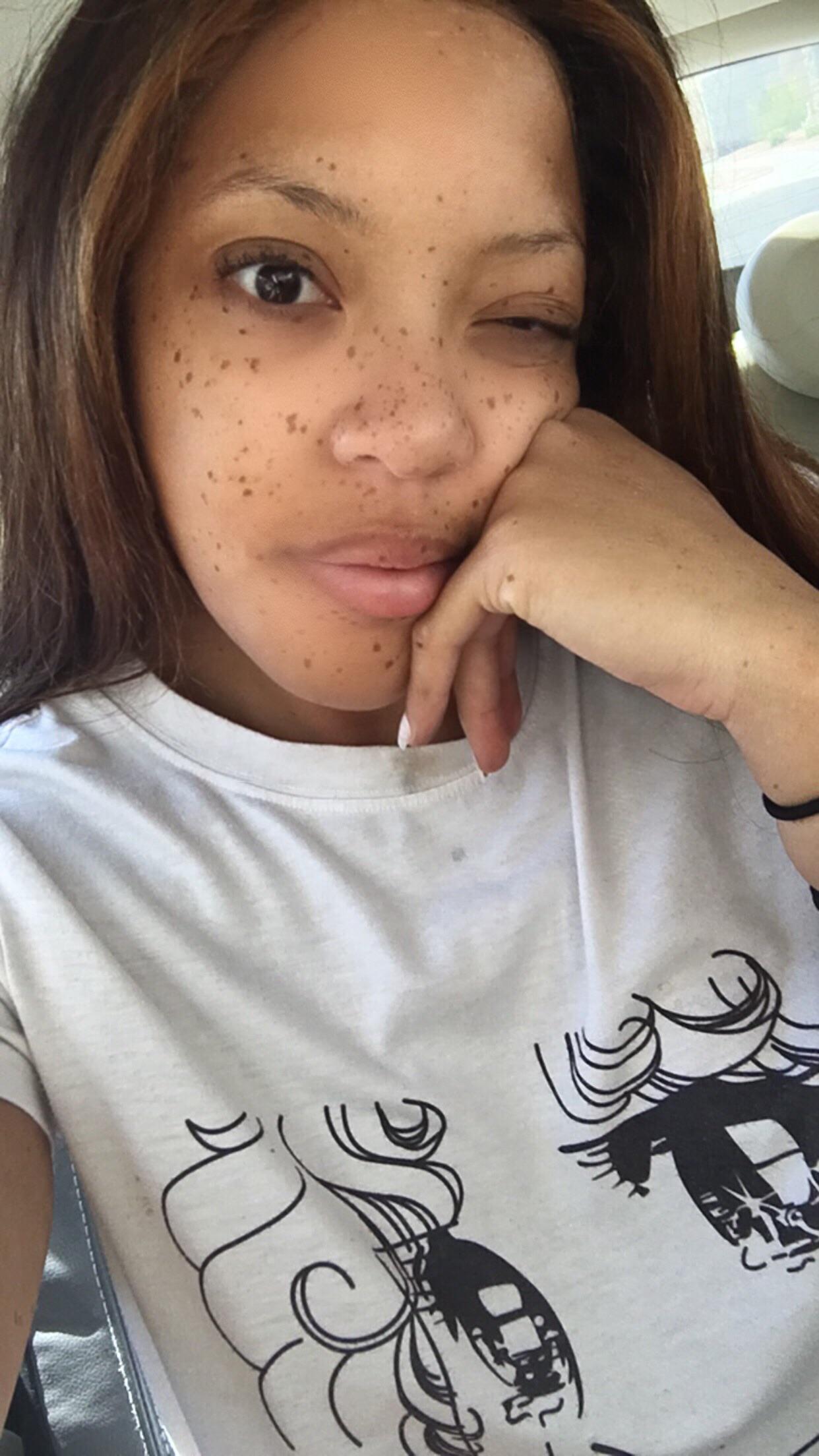 I always get compliments when I wear a bare face ️ | Scrolller