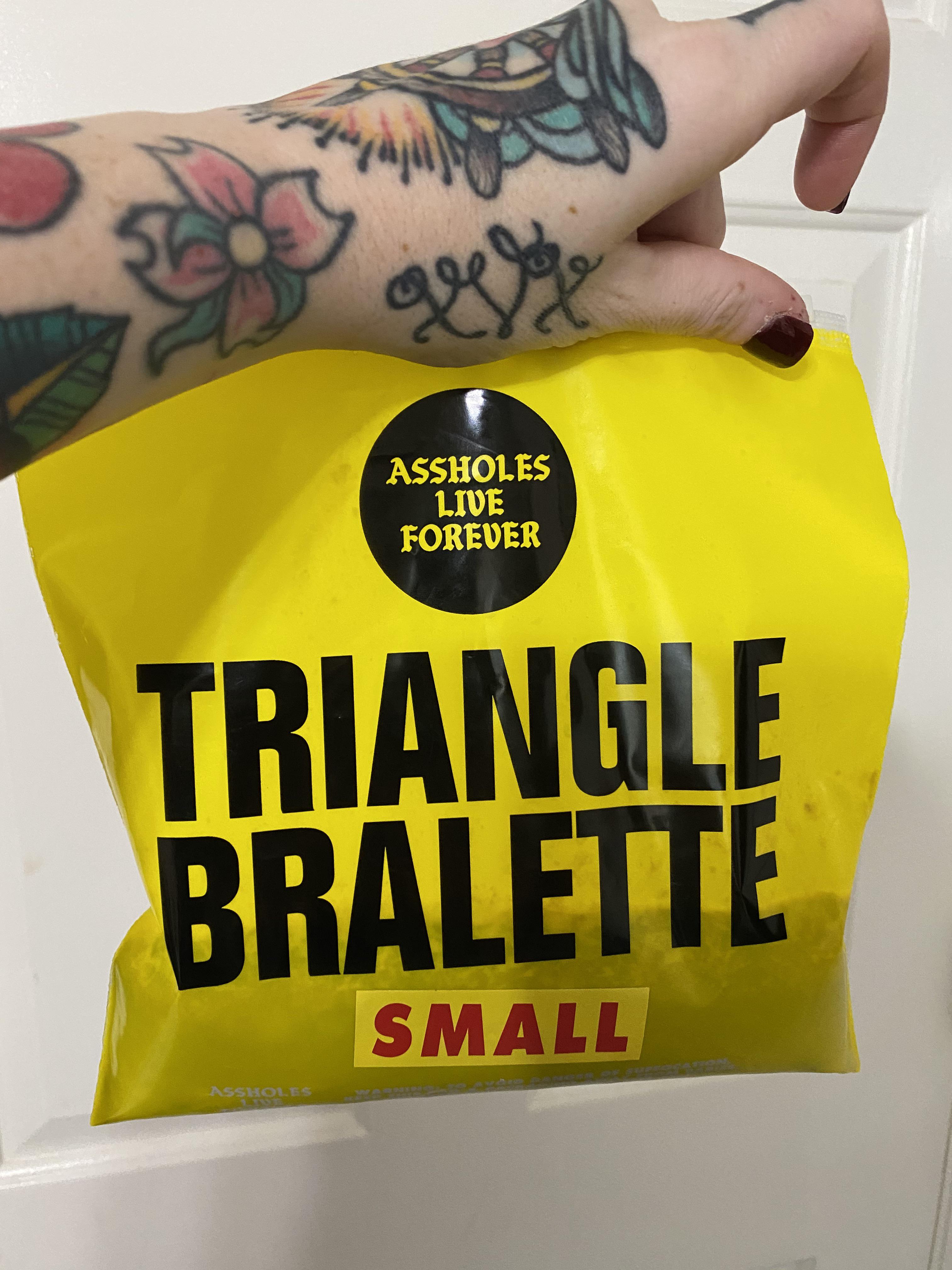 I always keep these plastic bags and they make excellent barf bags. Fuck Taco Bell btw!!! 🤮🤣 ...