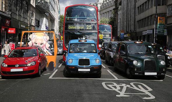 I am traffic | Scrolller