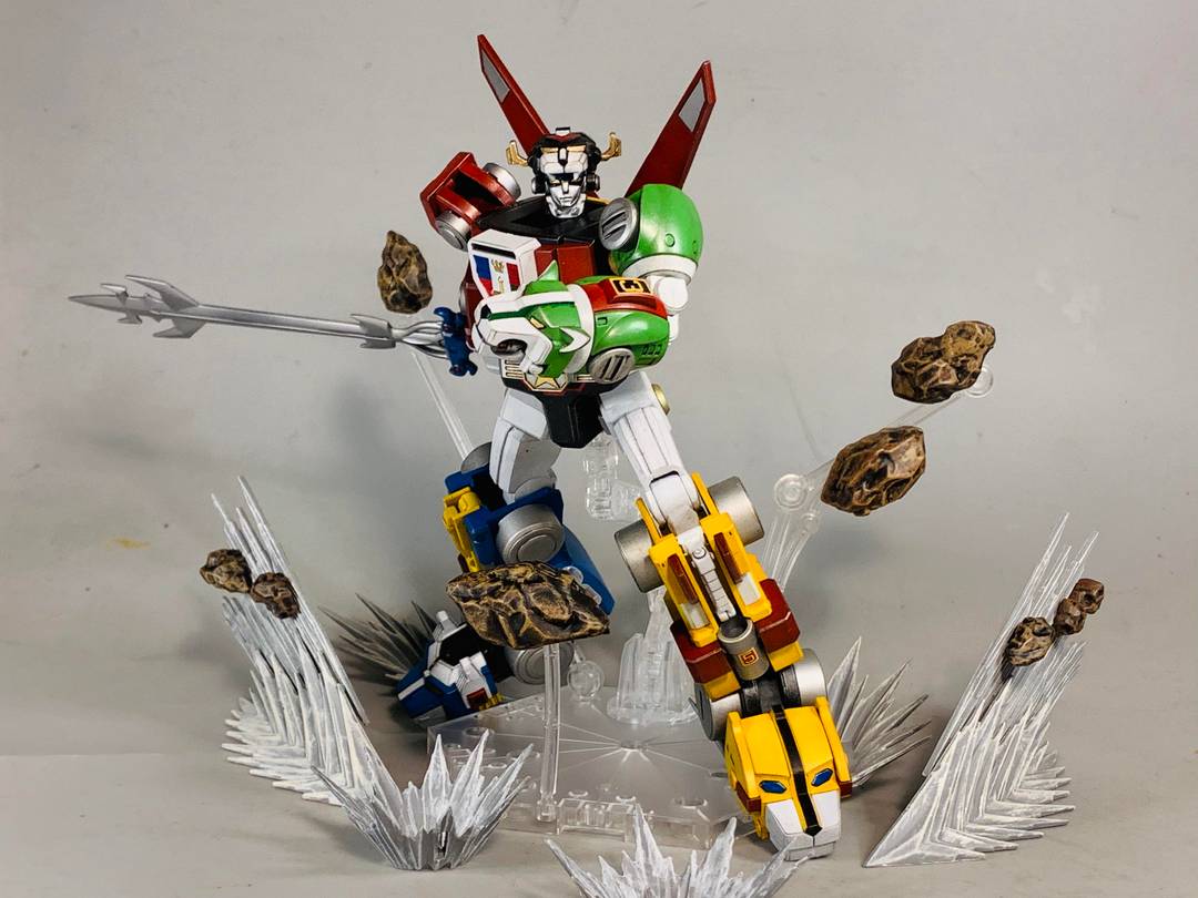 I built and repainted the super minipla voltron | Scrolller