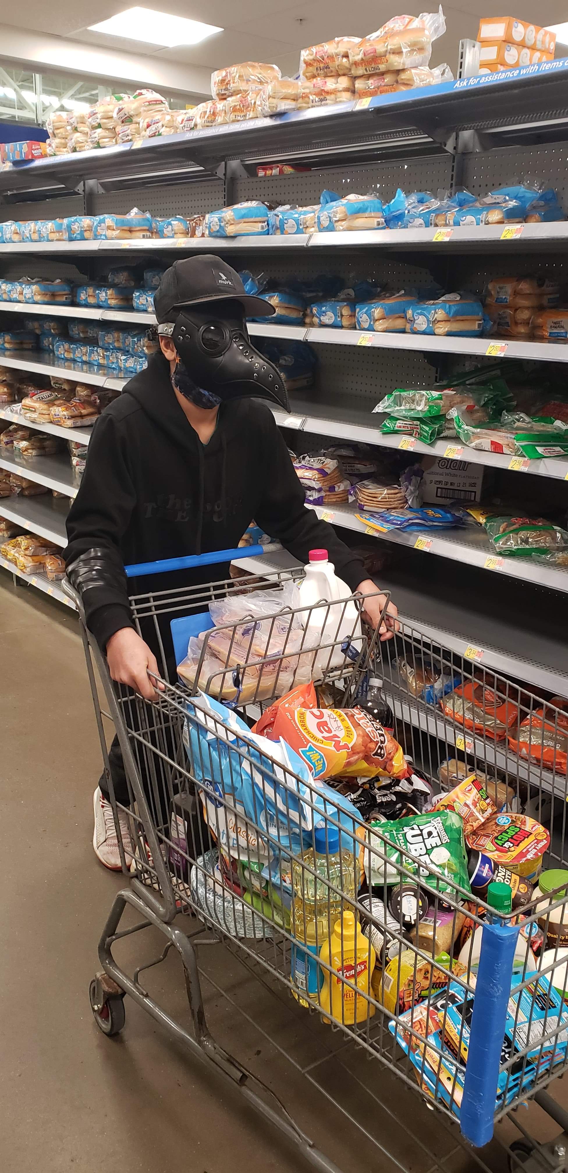I contribute to the weirdness of Wal-Mart | Scrolller