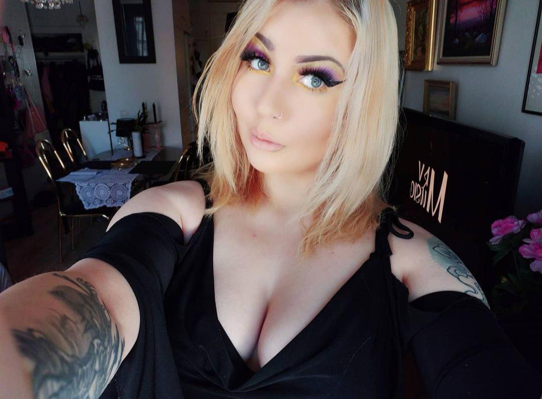 I did this Spyro inspired makeup | Scrolller