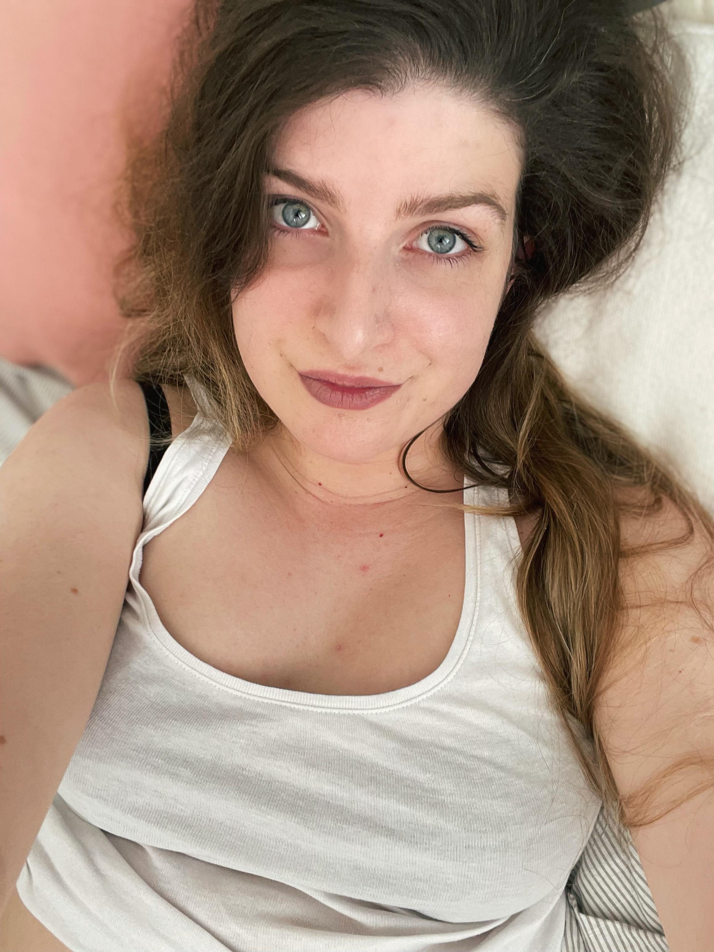 Can a mom show her face for a little confidence boost after a long day? | Scrolller