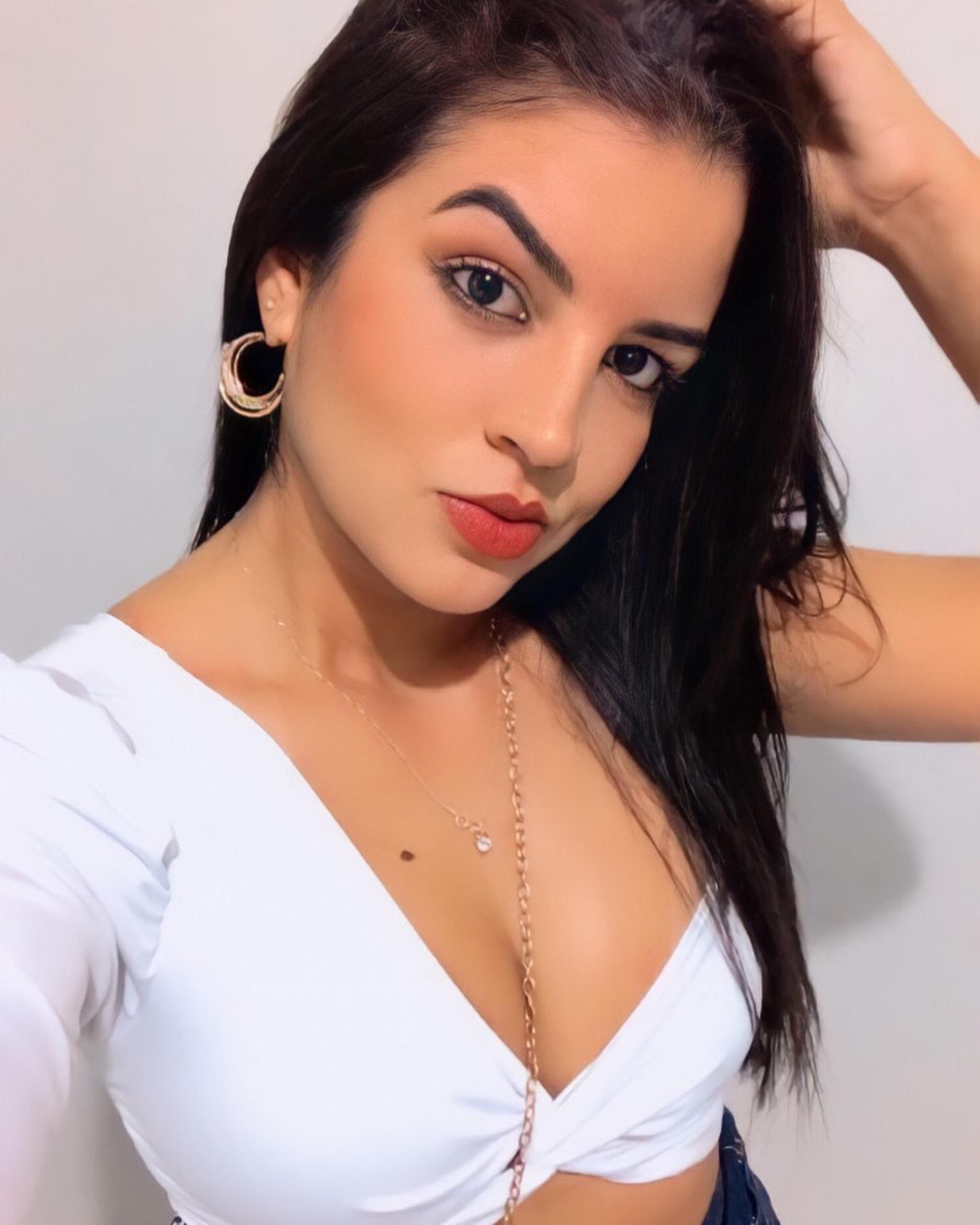 I hope you like dark eyes!🖤 | Scrolller